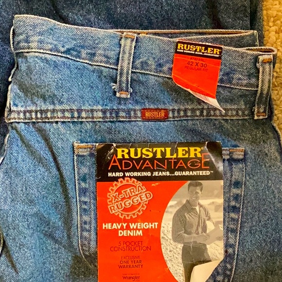 Wrangler | Jeans | Wrangler Rustler Regular Fit Straight Leg Jeans Size ...